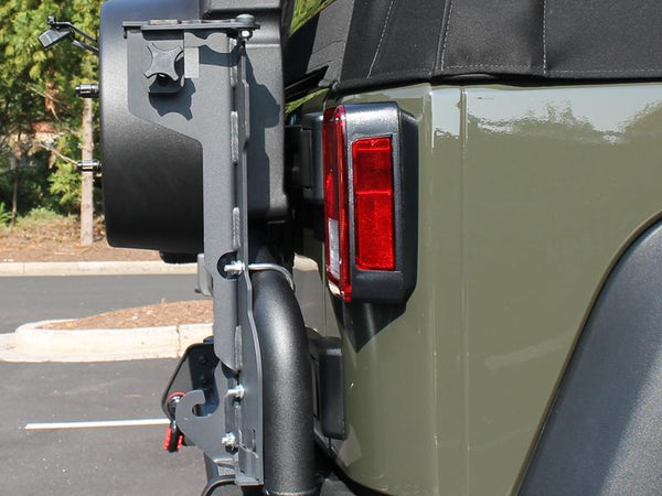 American Expedition Vehicles